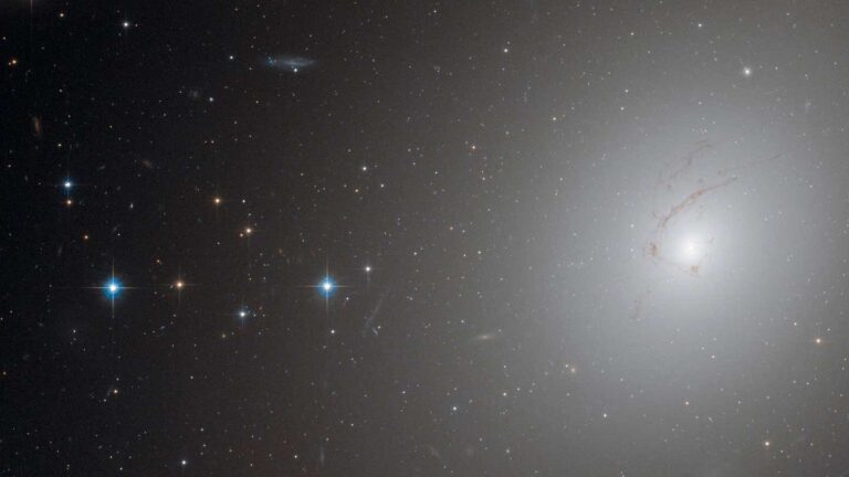 Centaurus Galaxy Cluster'daki Gaz Hareketi Yıldız Oluşturma ...